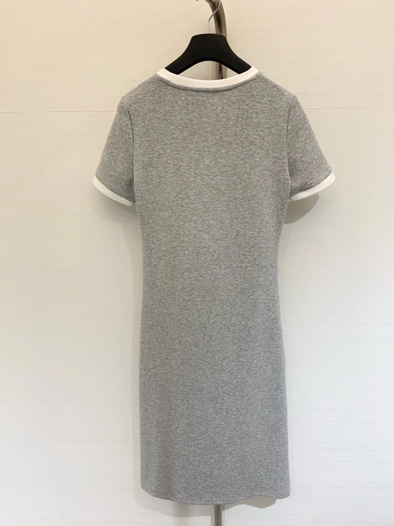 Accurate model Unclassified Brand Dress