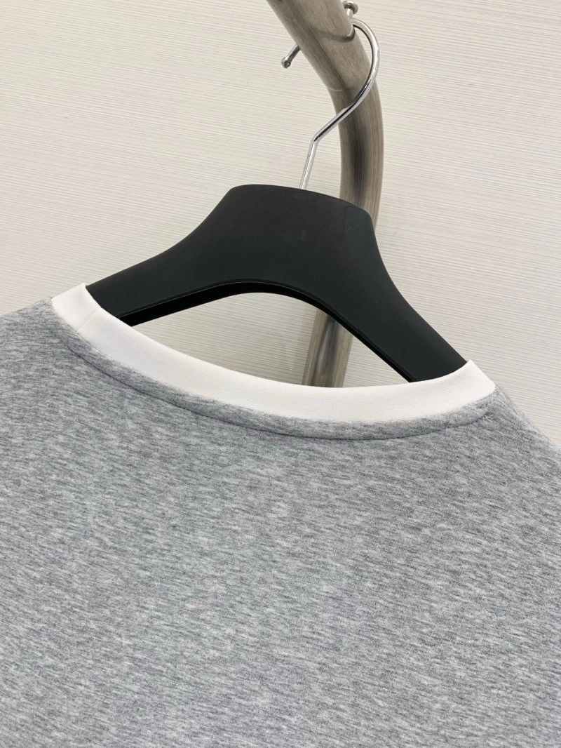 Accurate model Unclassified Brand Dress