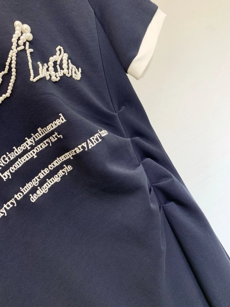 Low-cost Unclassified Brand Dress