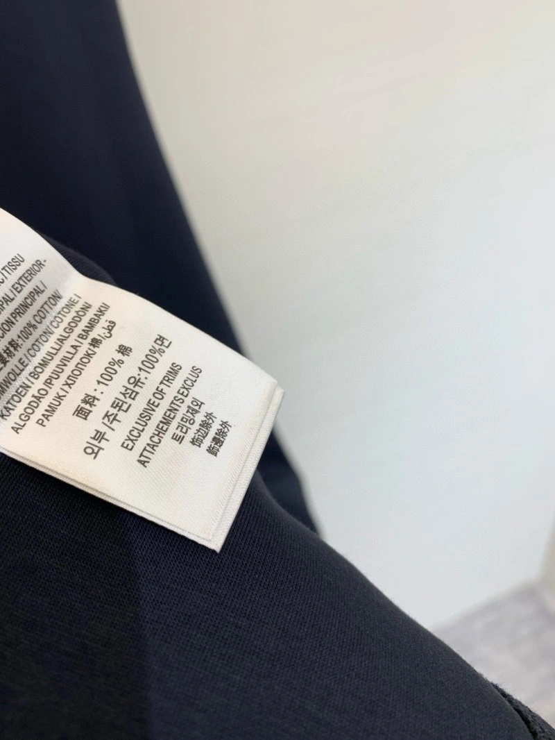Low-cost Unclassified Brand Dress