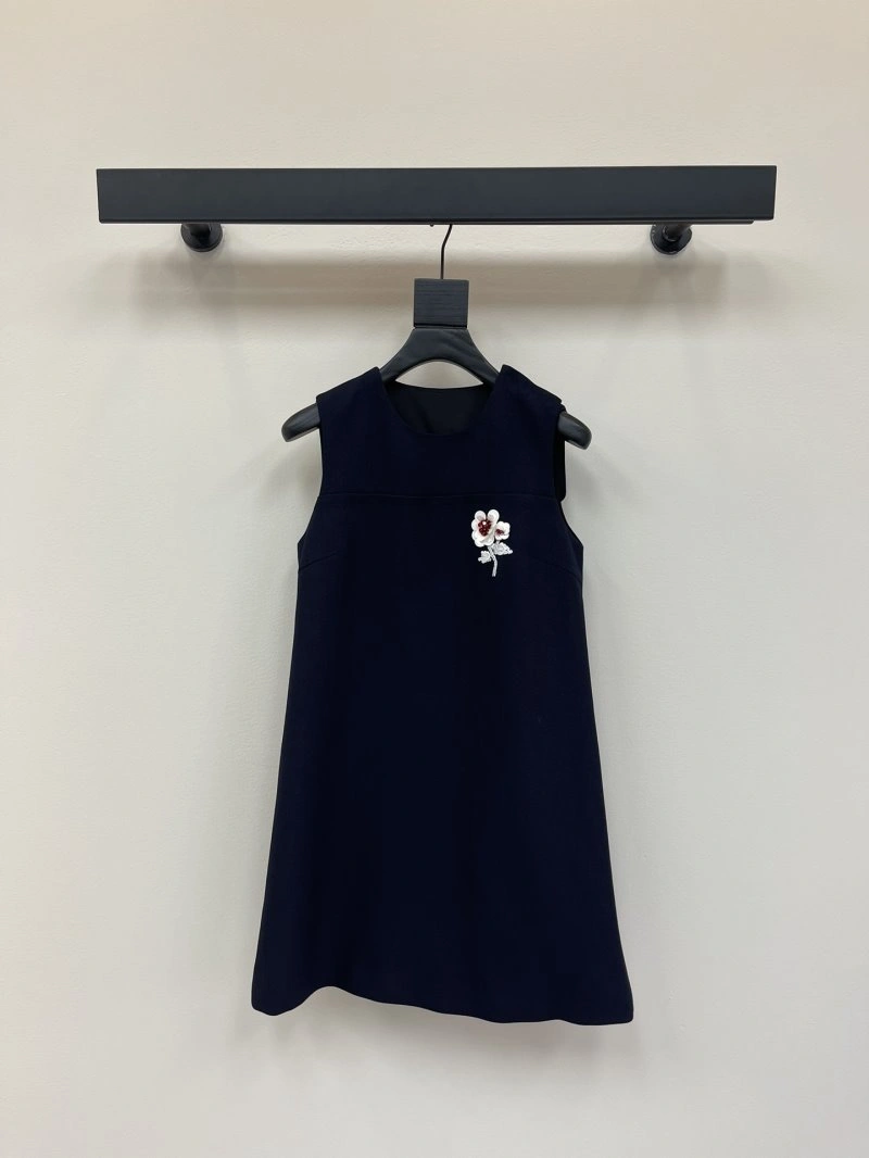 Unclassified Brand Dress