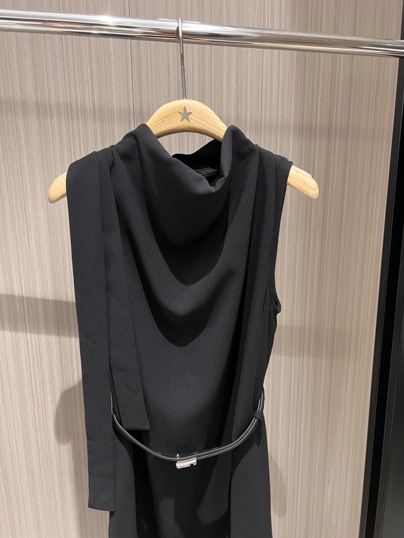 Real Unclassified Brand Dress