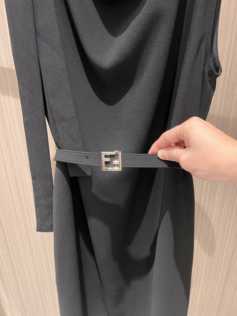 Real Unclassified Brand Dress