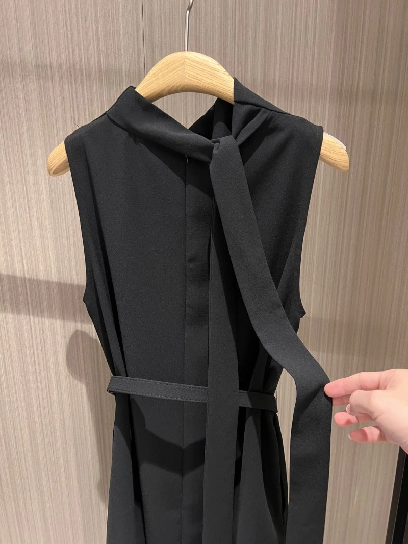 Real Unclassified Brand Dress