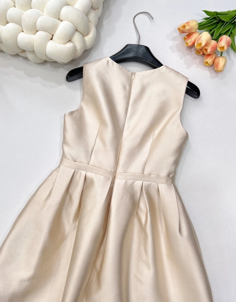 Real Unclassified Brand Dress