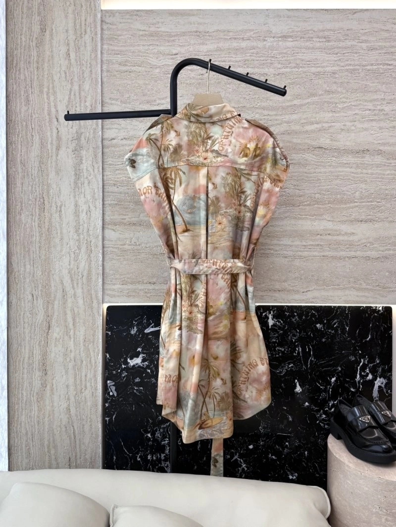 Brand-authenticated Unclassified Brand Dress