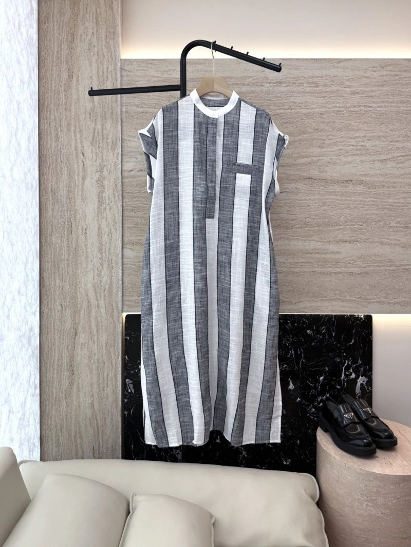 Unclassified Brand Dress