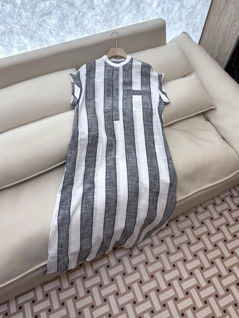 Inexpensive Unclassified Brand Dress