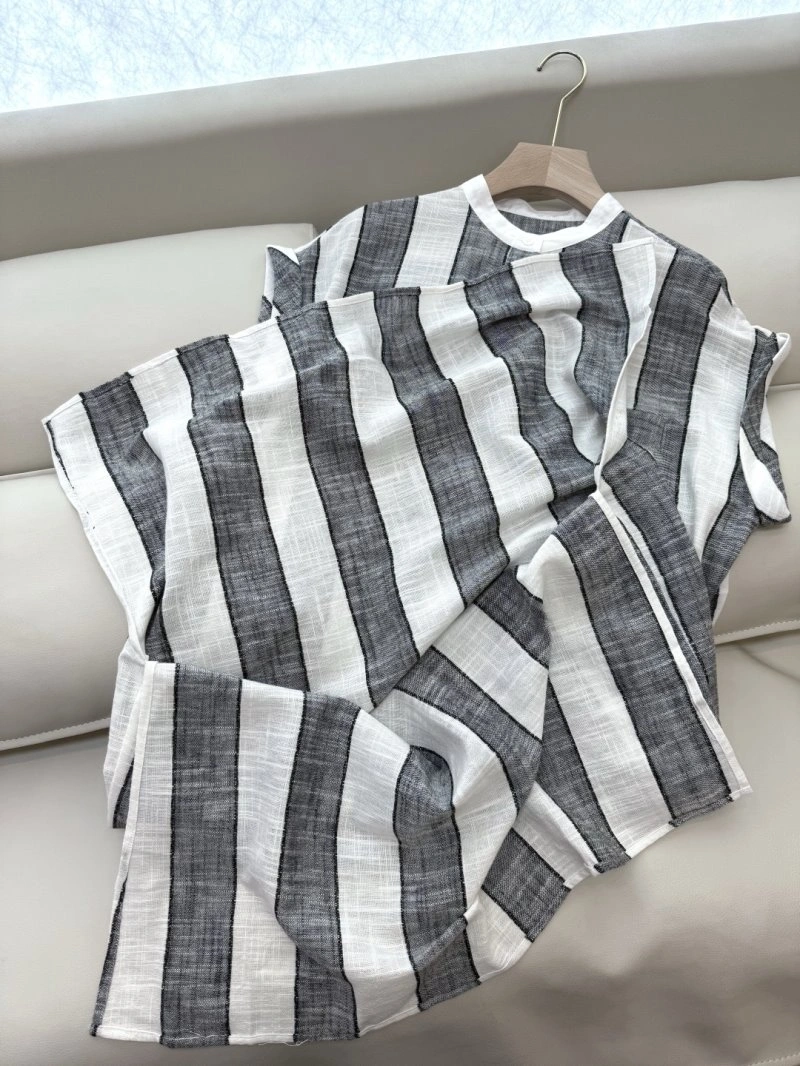Inexpensive Unclassified Brand Dress