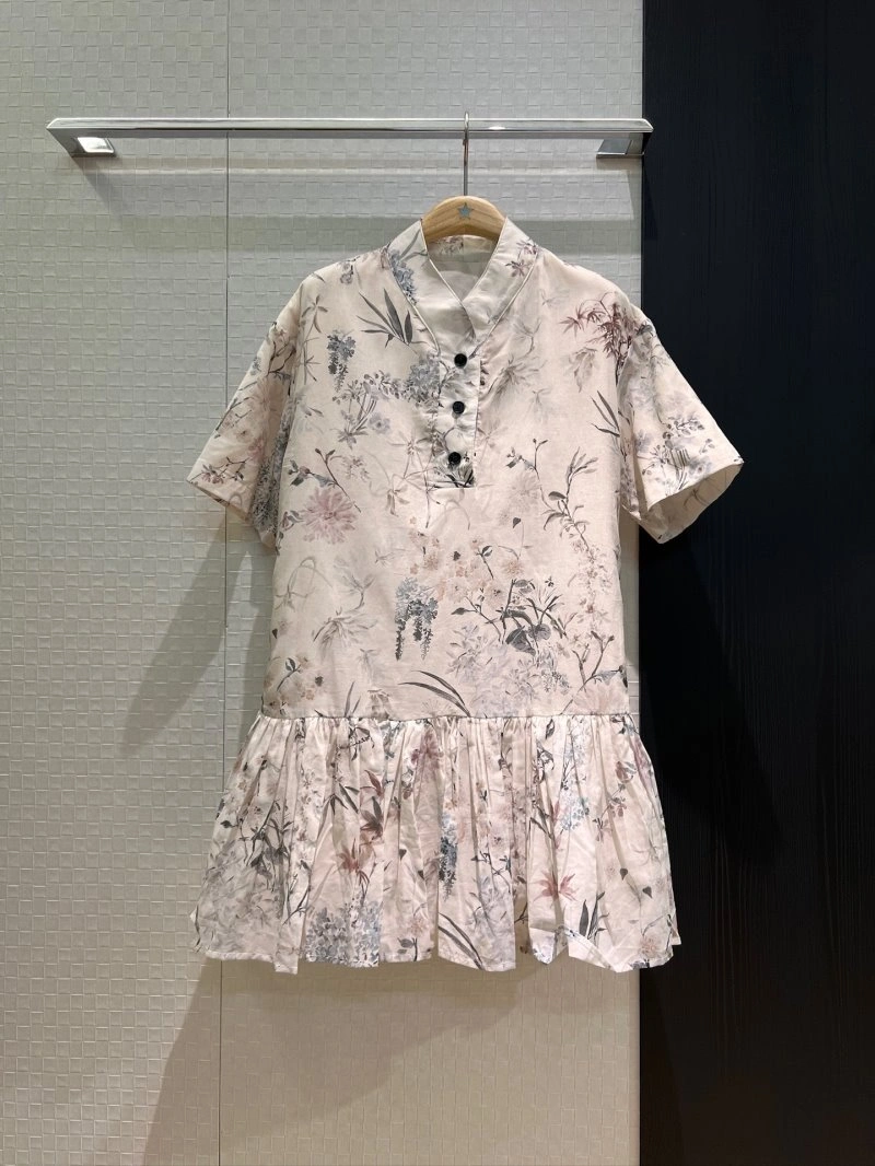 Unclassified Brand Dress