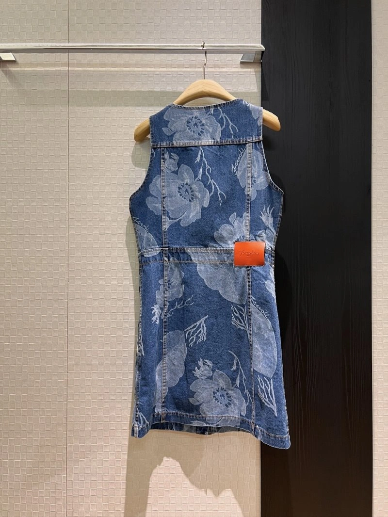 Budget-friendly Unclassified Brand Dress