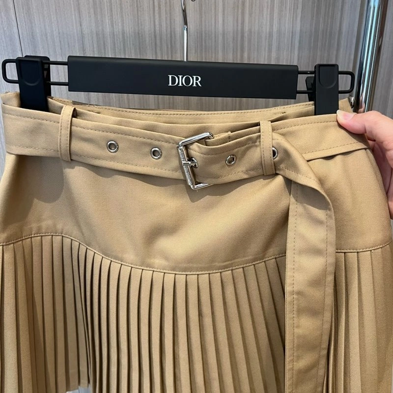 Value-priced Unclassified Brand Dress