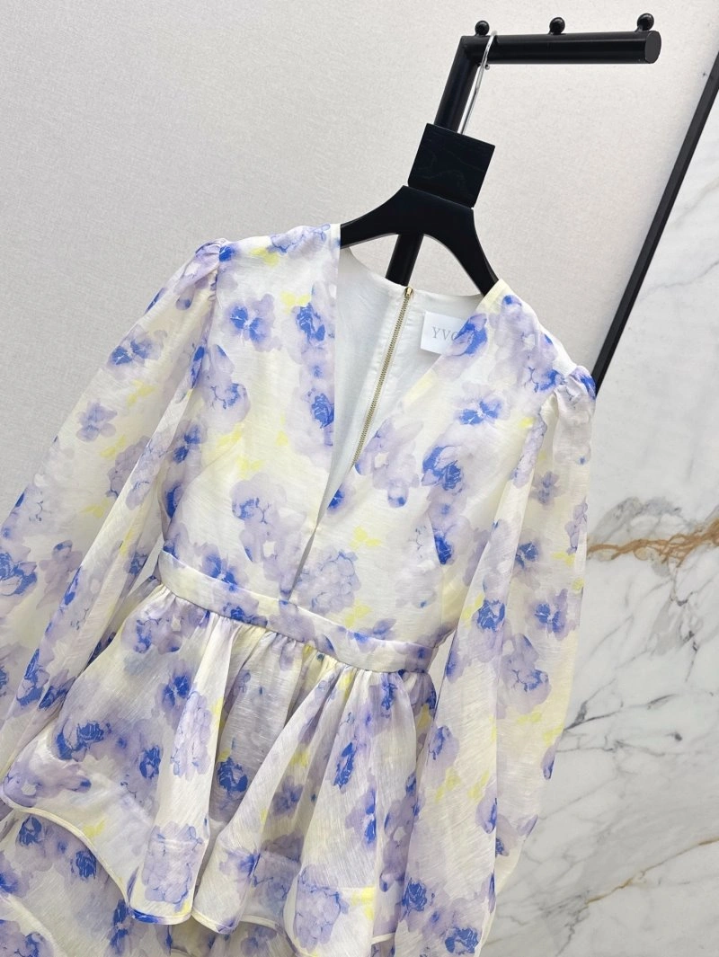 Cut-rate Unclassified Brand Dress