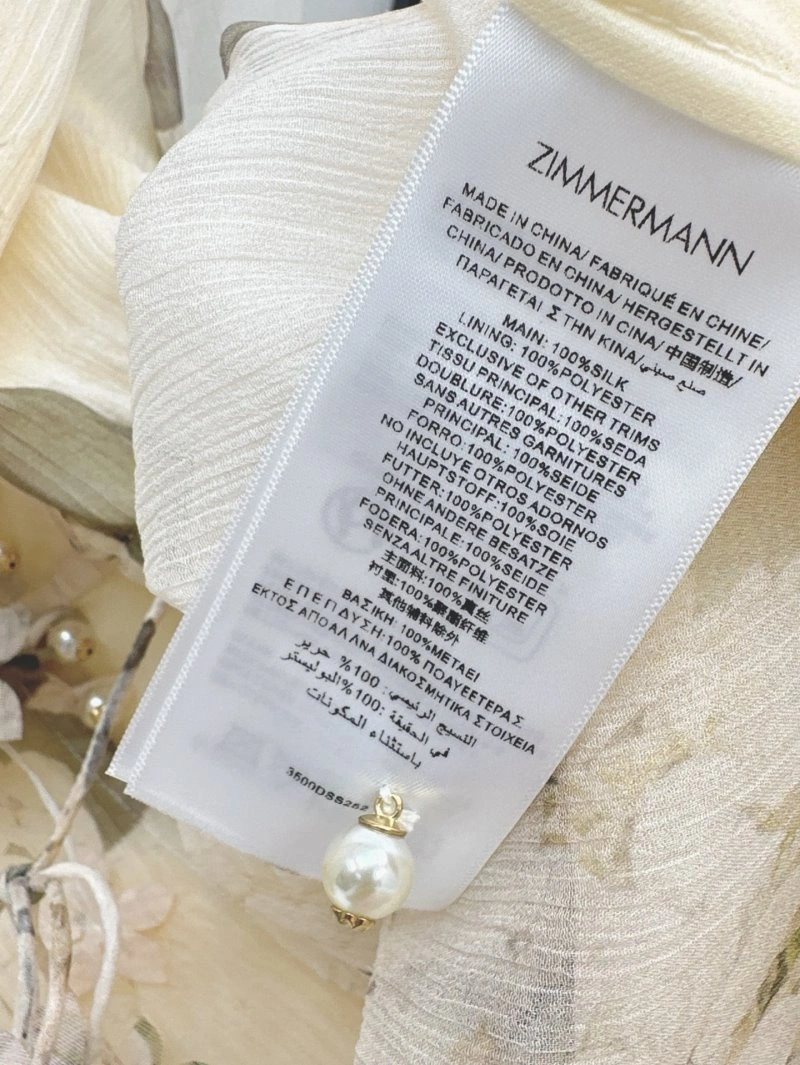 Cut-rate Unclassified Brand Dress