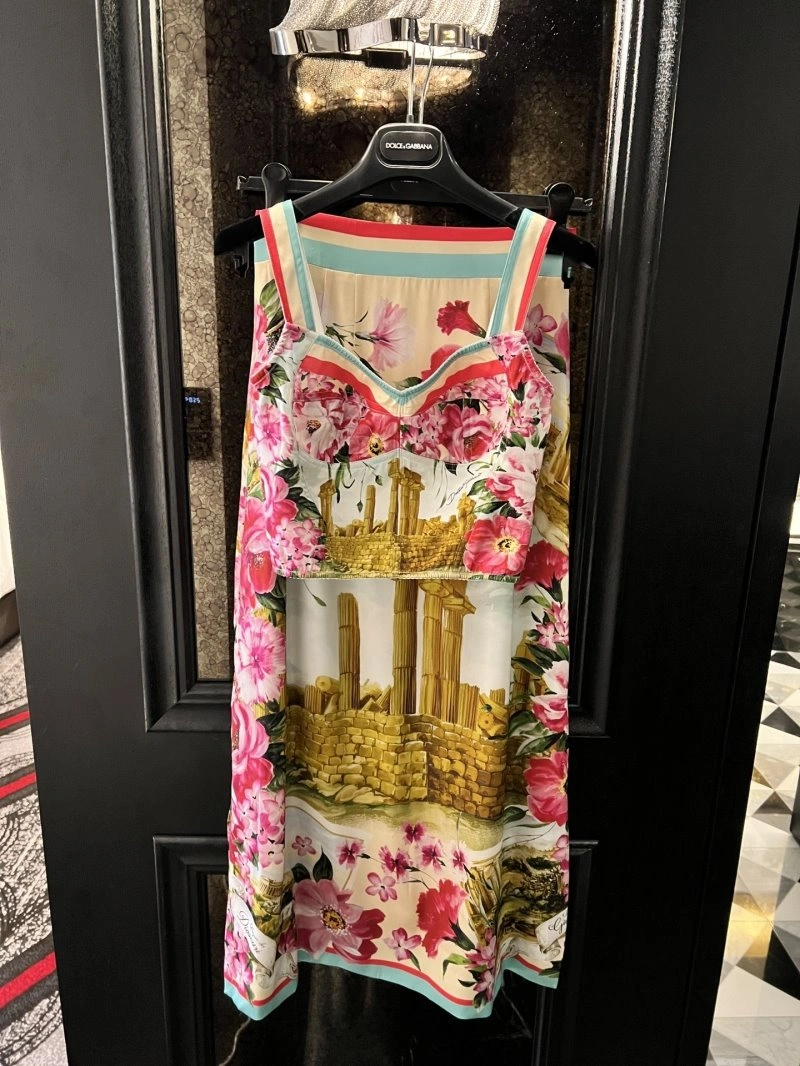 Unclassified Brand Dress