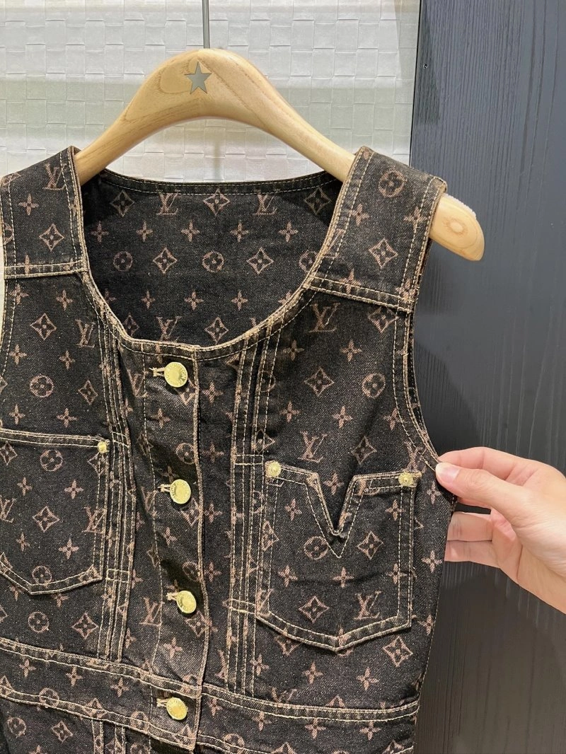 Authentic Unclassified Brand Dress