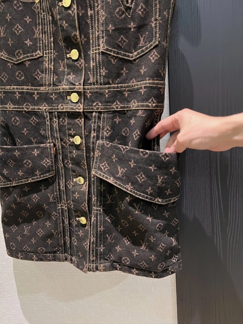 Authentic Unclassified Brand Dress