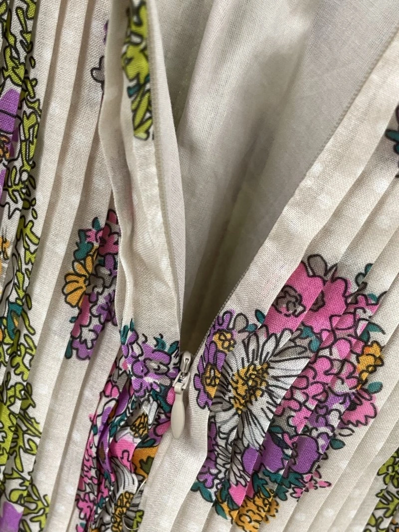 Genuine Unclassified Brand Dress