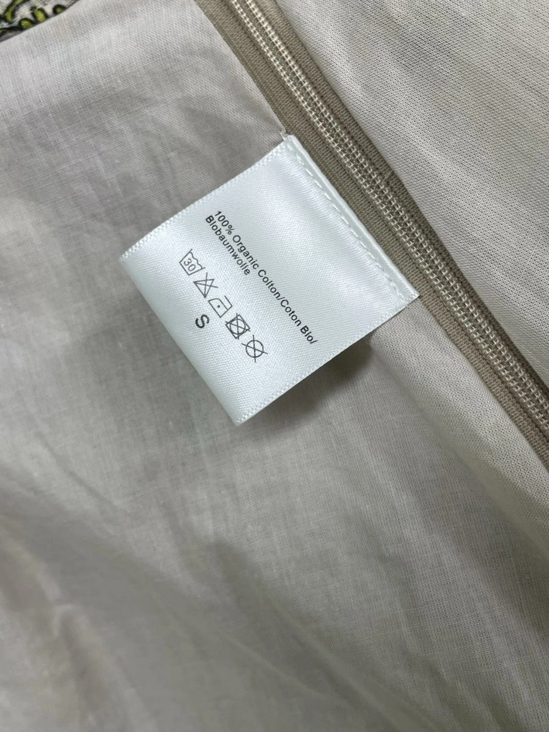 Genuine Unclassified Brand Dress