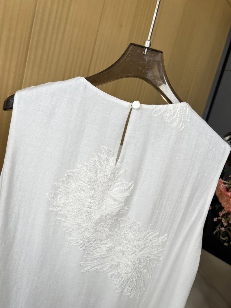 Reasonably priced Unclassified Brand Dress
