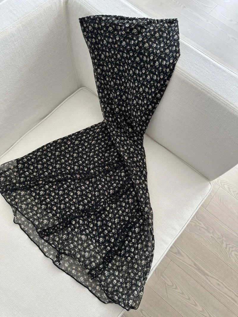 Genuine Unclassified Brand Dress