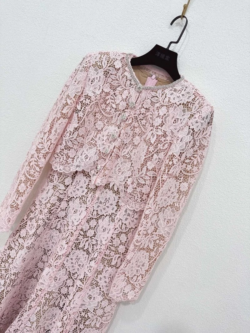Cut-rate Unclassified Brand Dress