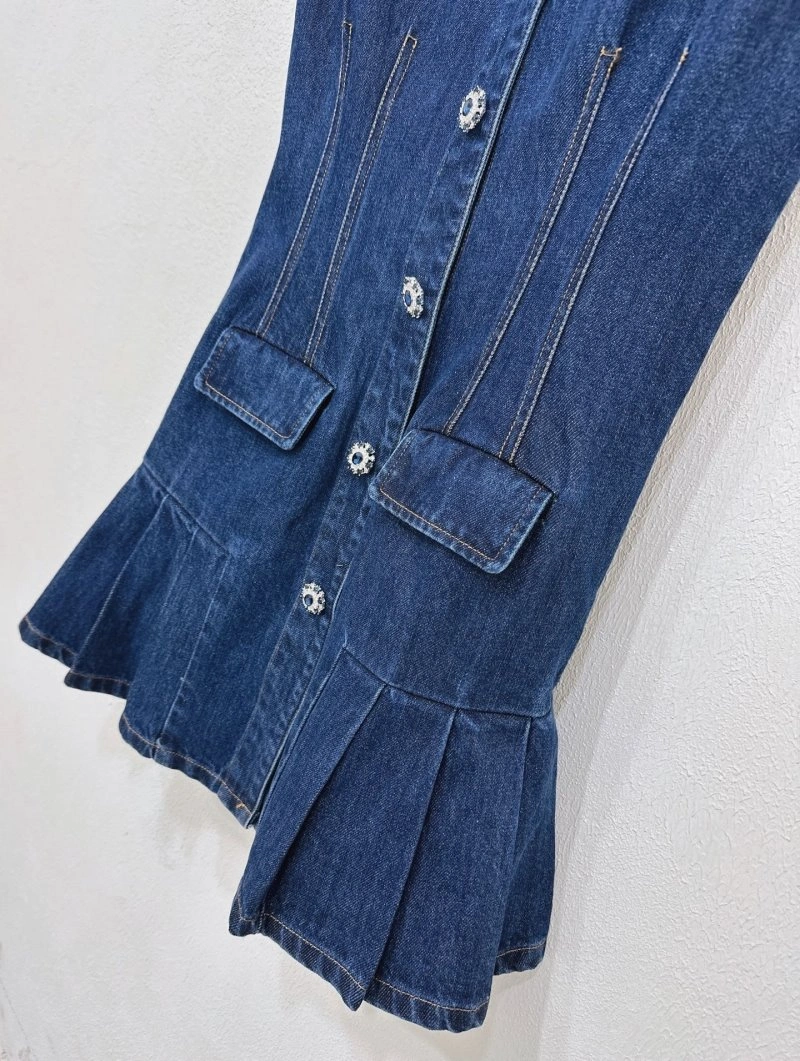 Low-cost Unclassified Brand Dress