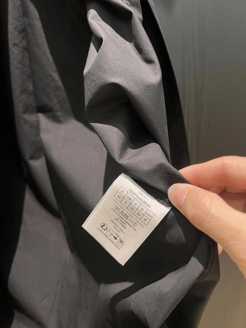 Low-cost Unclassified Brand Dress