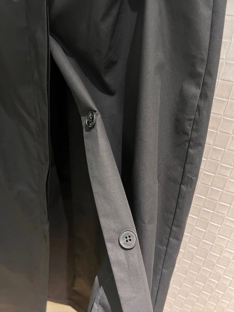 Low-cost Unclassified Brand Dress