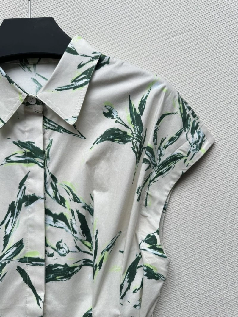 Value-priced Unclassified Brand Dress