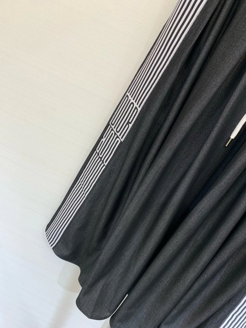 Genuine Unclassified Brand Dress