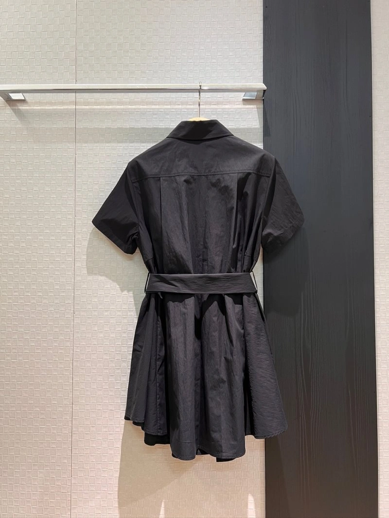 Real Unclassified Brand Dress