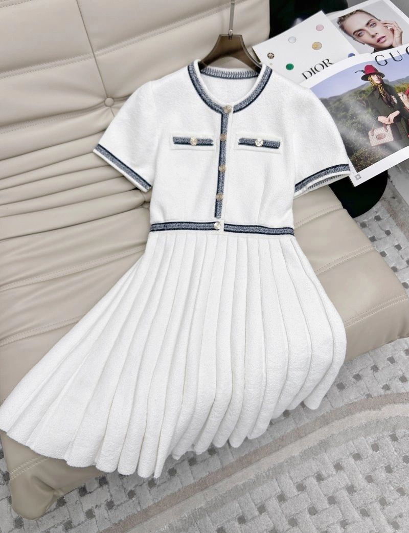Unclassified Brand Dress
