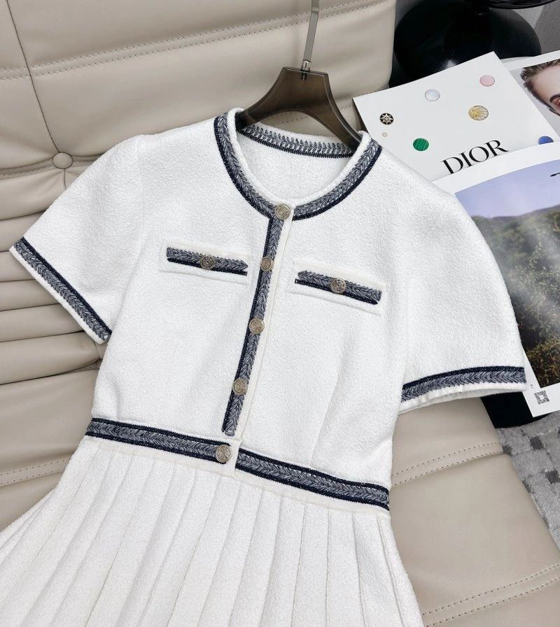 Inexpensive Unclassified Brand Dress