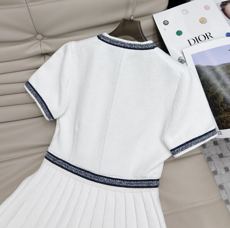Inexpensive Unclassified Brand Dress
