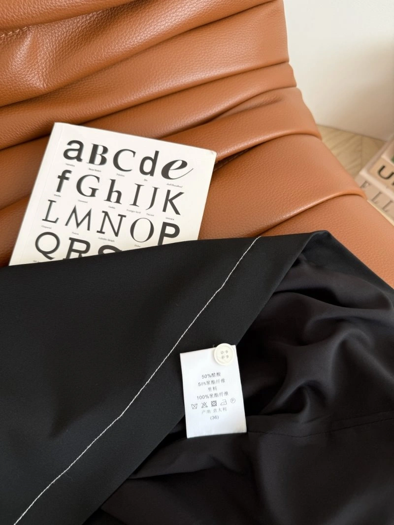 Low-cost Unclassified Brand Dress
