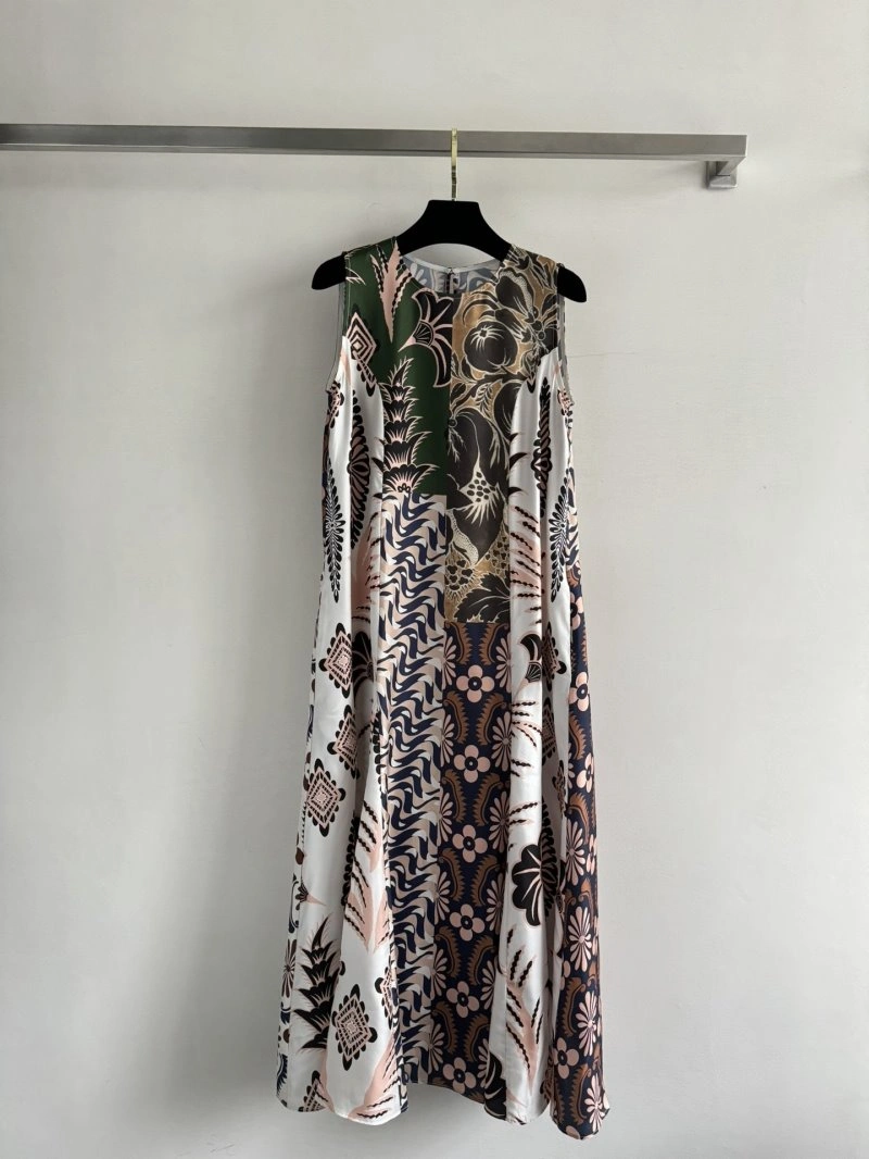 Unclassified Brand Dress