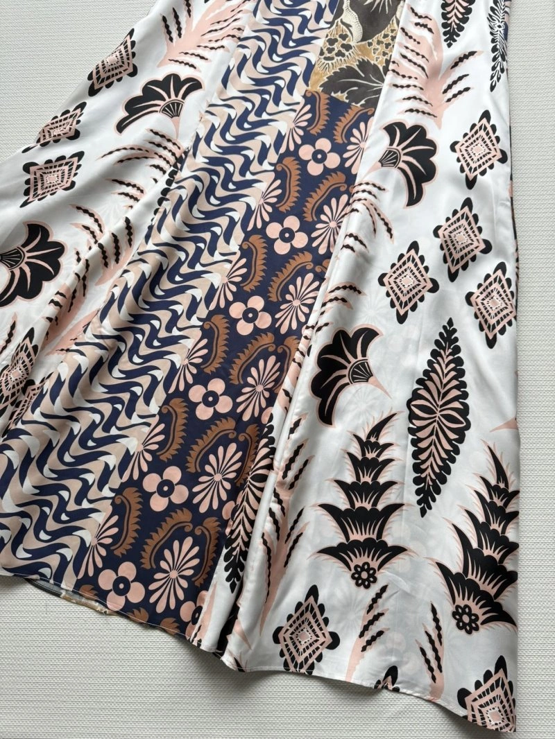 Brand-authenticated Unclassified Brand Dress
