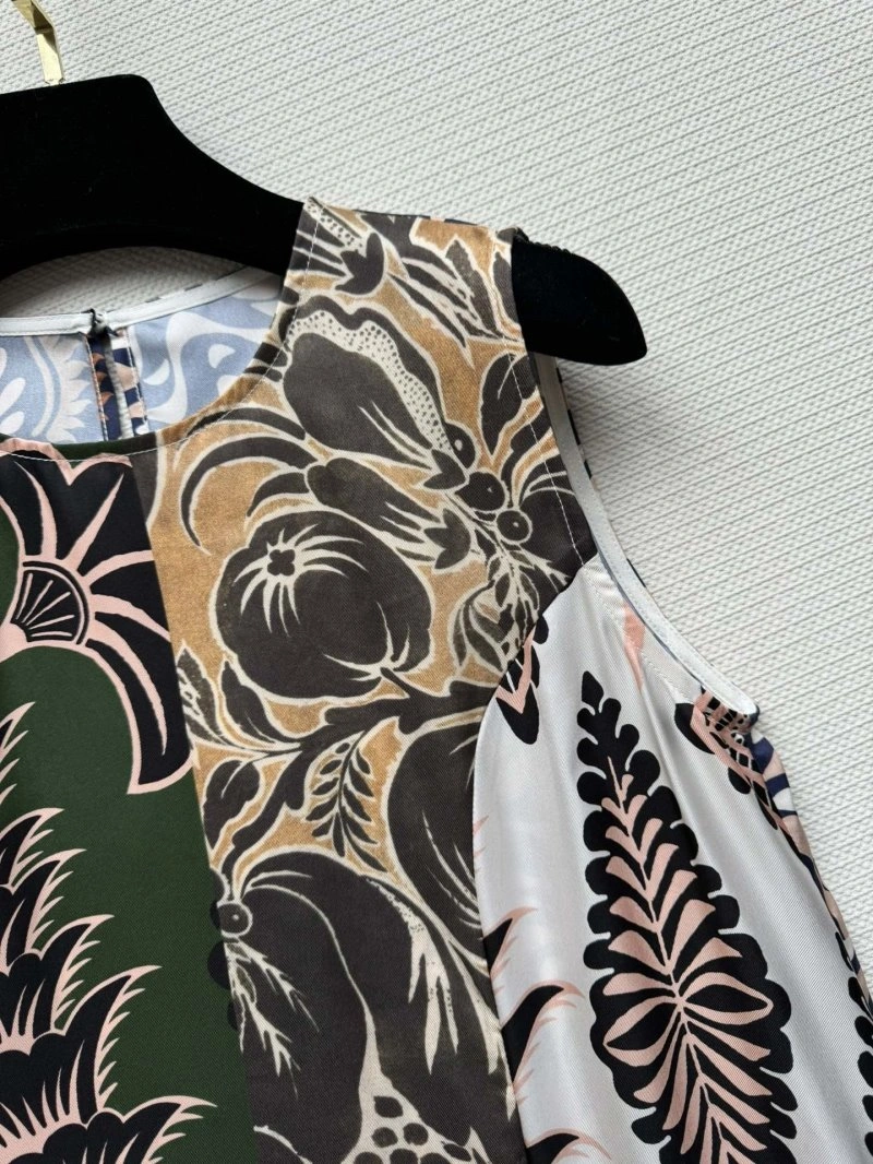 Brand-authenticated Unclassified Brand Dress