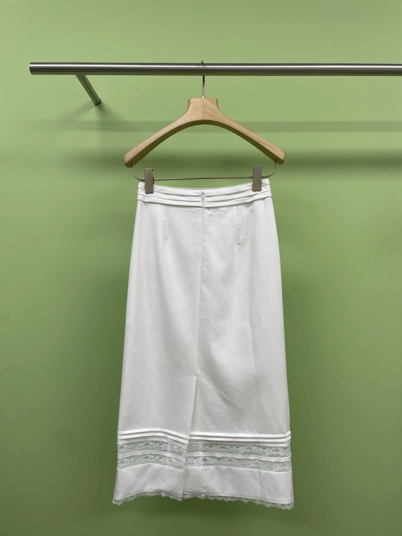 Value-priced Unclassified Brand Dress