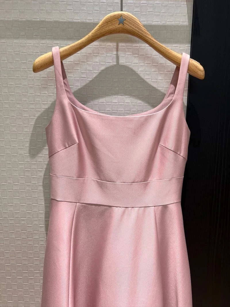 Real Unclassified Brand Dress