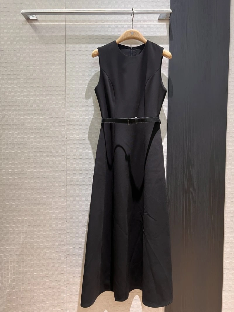 Unclassified Brand Dress