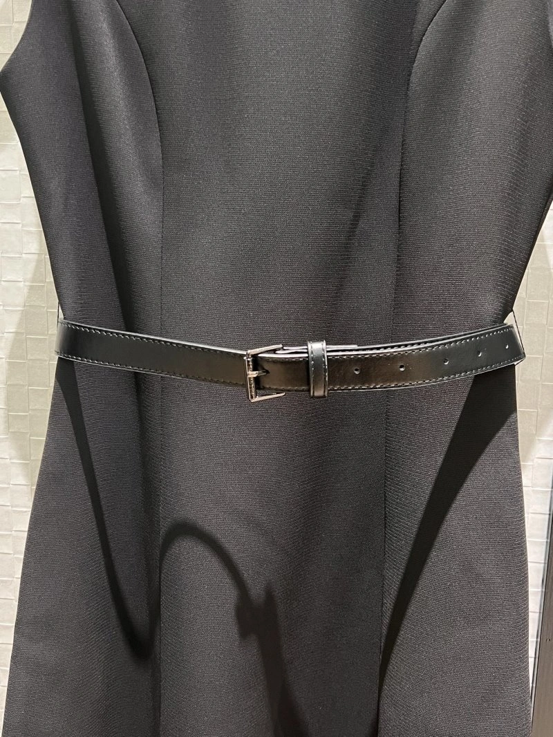 Real Unclassified Brand Dress