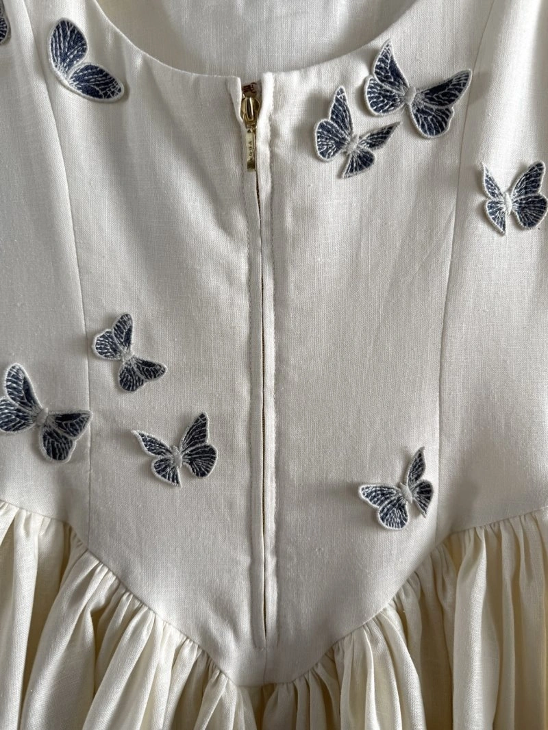 Discounted Unclassified Brand Dress