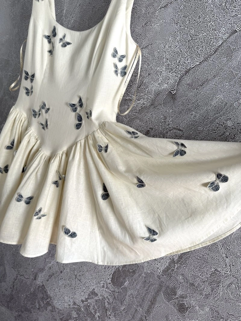 Discounted Unclassified Brand Dress