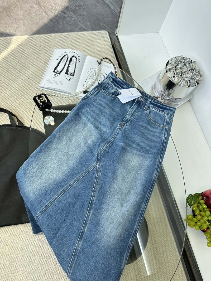 Economical Unclassified Brand Dress
