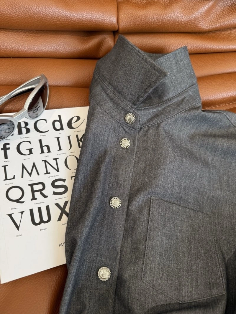 Genuine Unclassified Brand Dress