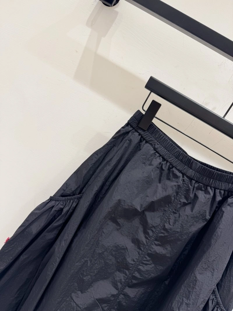 Indistinguishable Unclassified Brand Dress