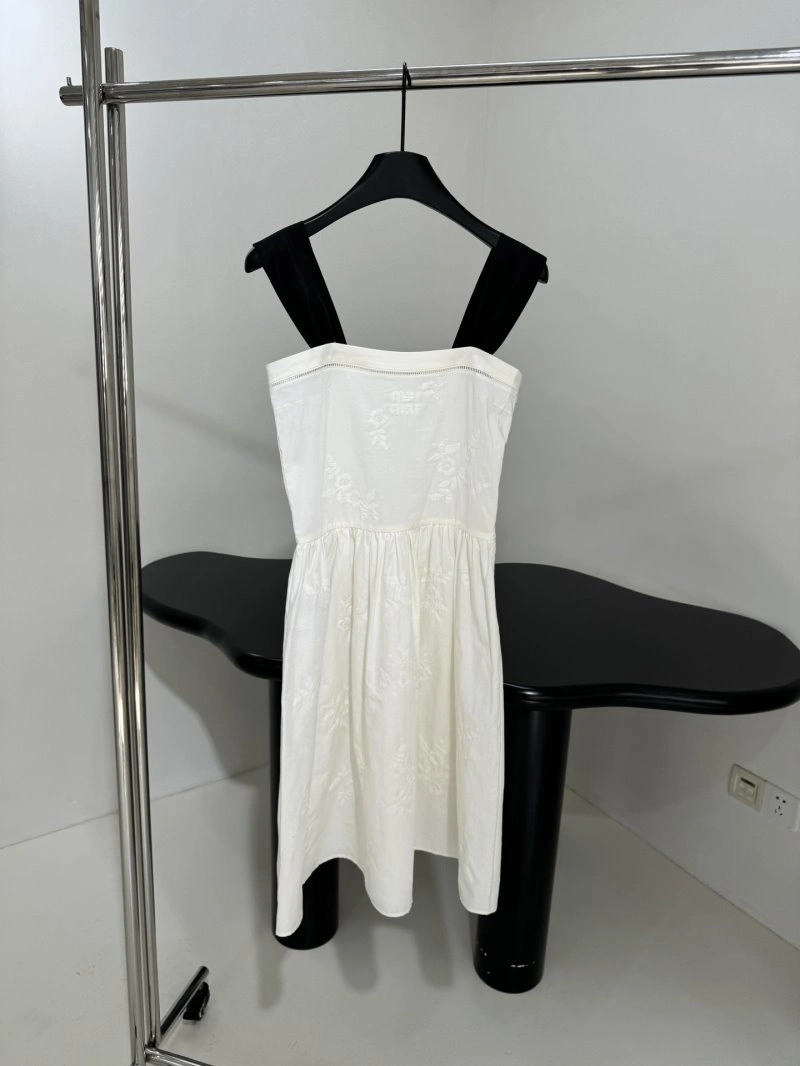 Unclassified Brand Dress