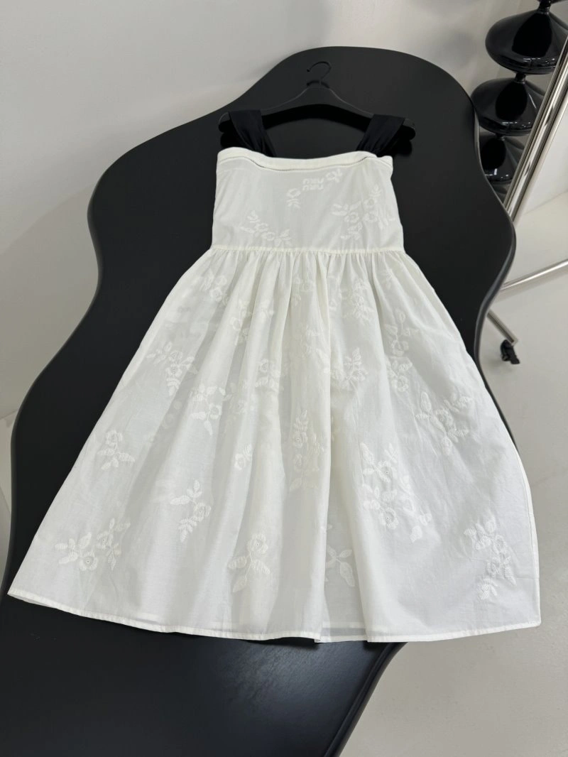 High accuracy Unclassified Brand Dress